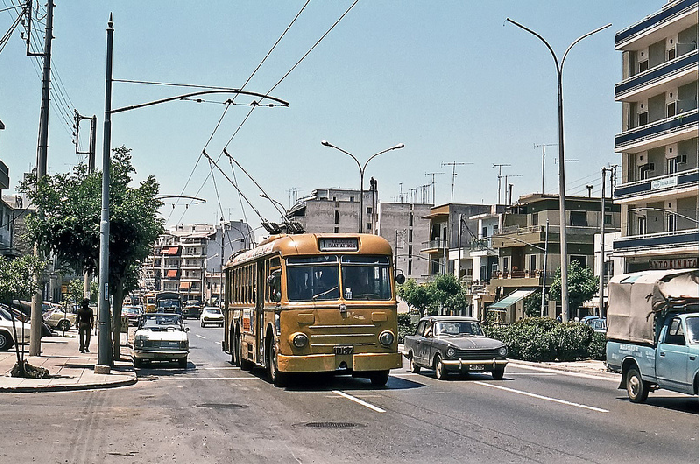 ΡΕΤΡΟ │ ΚΑΛΛΙΘΕΑ, 1976 :: Hellas News